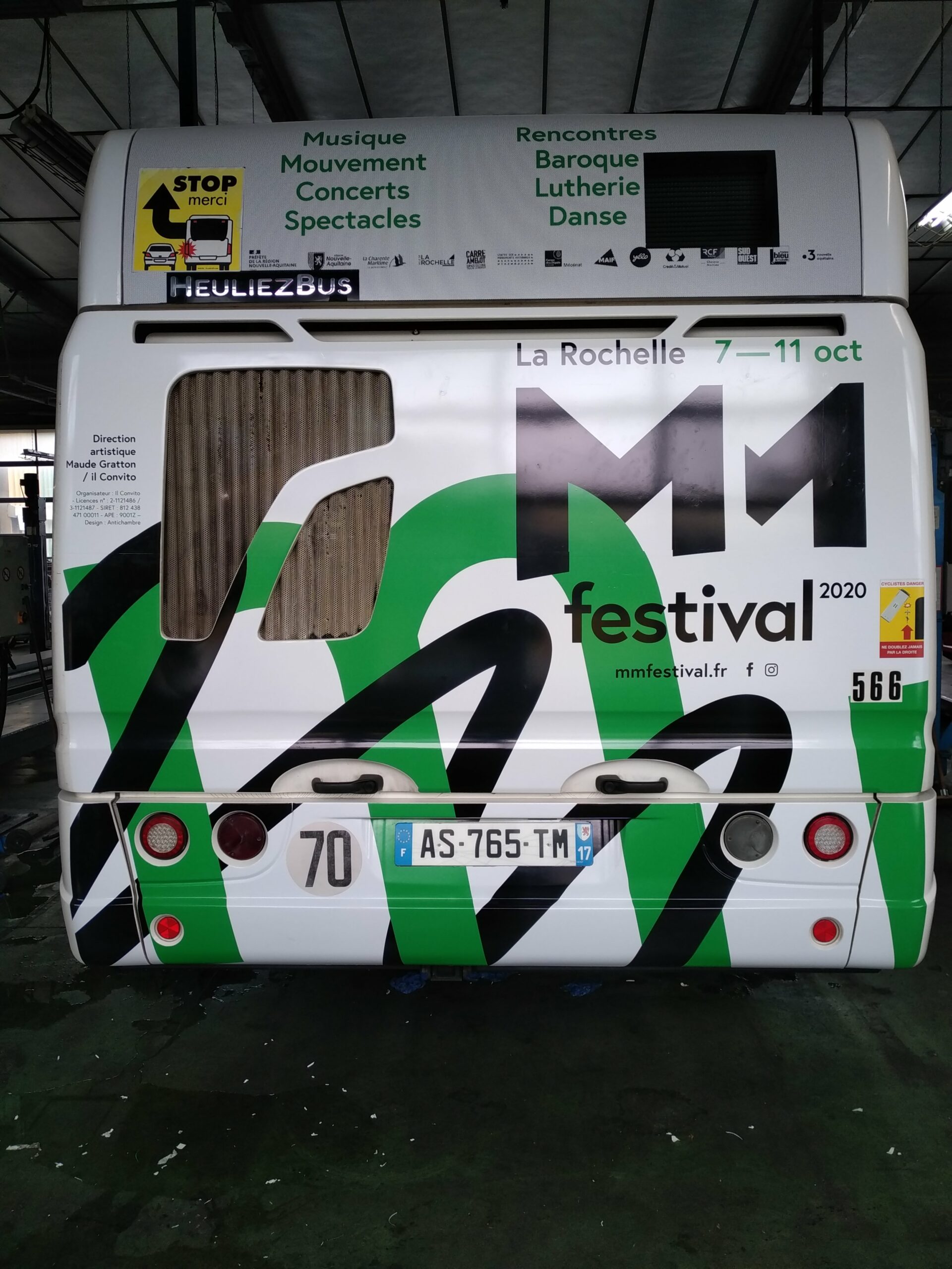 Réalisation véhicule et nautisme - ARFEB - Enseigne magasin - Signalétique - Marquage véhicule ...